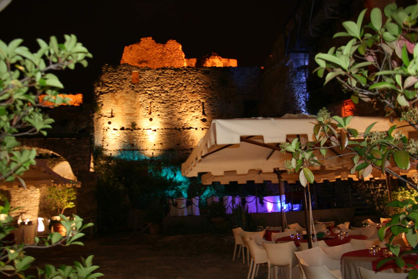 Castelli Salerno (Salerno) per feste ed eventi - IL CASTELLO DI DE ...