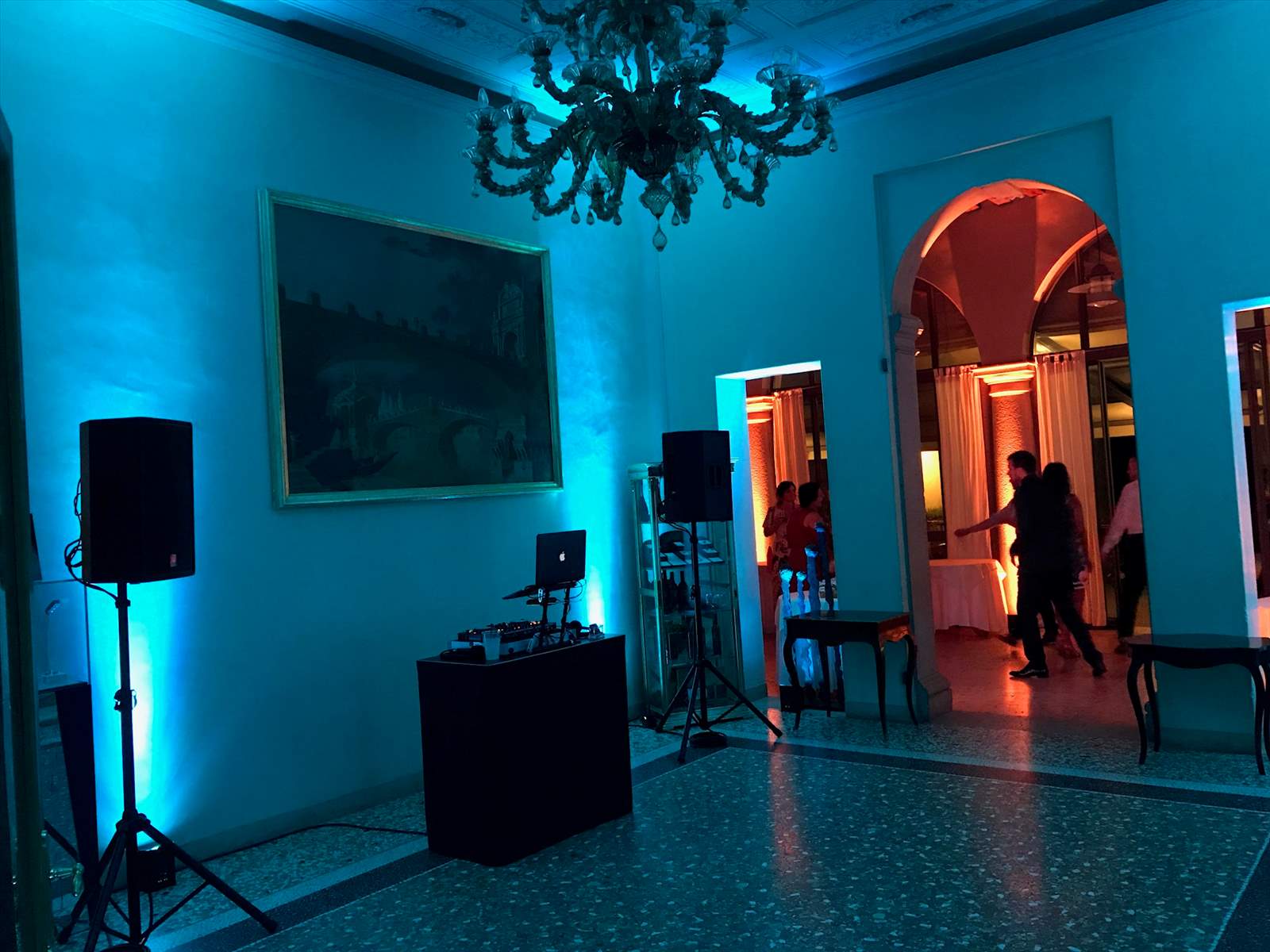 Deejay Loria (Treviso) per feste ed eventi - Lampo Service | 18anni.com